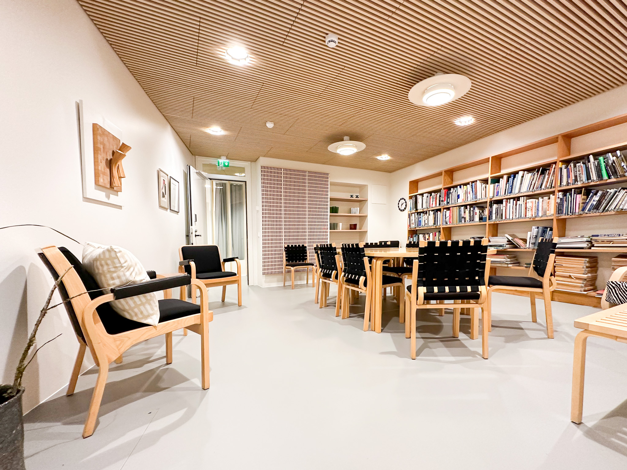 Alvar Aalto Museum Library - Aalto2